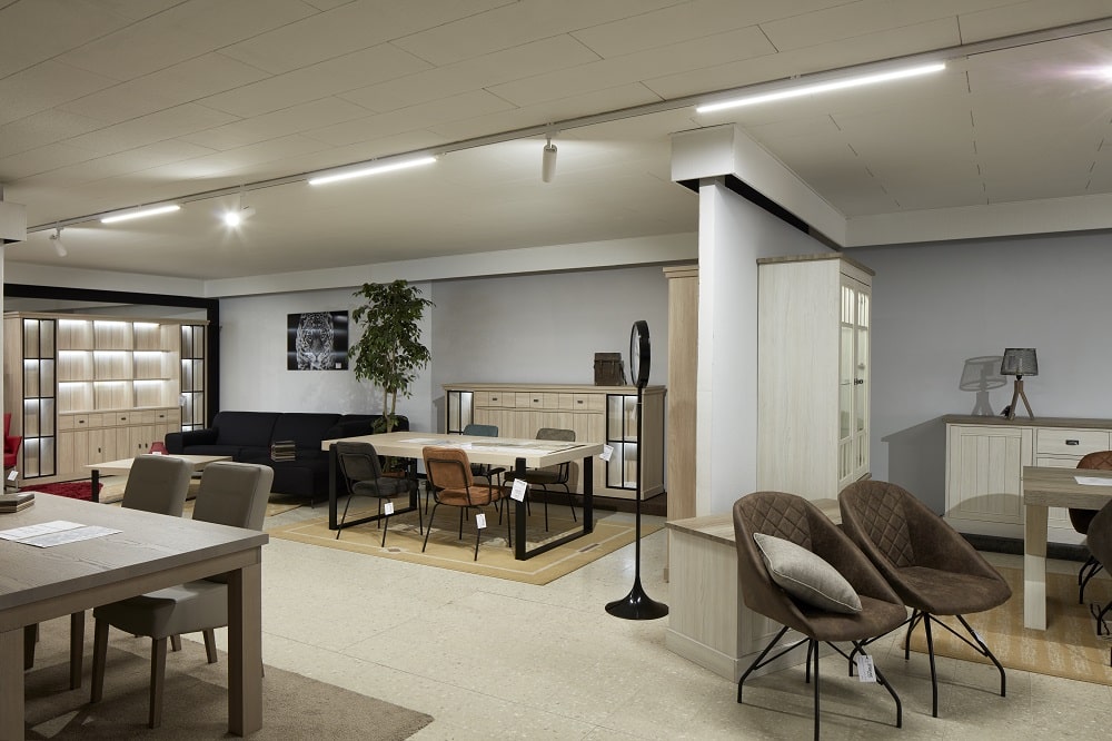 Meubelwinkel ’t Stoeltje in Balen - Ledlines.be